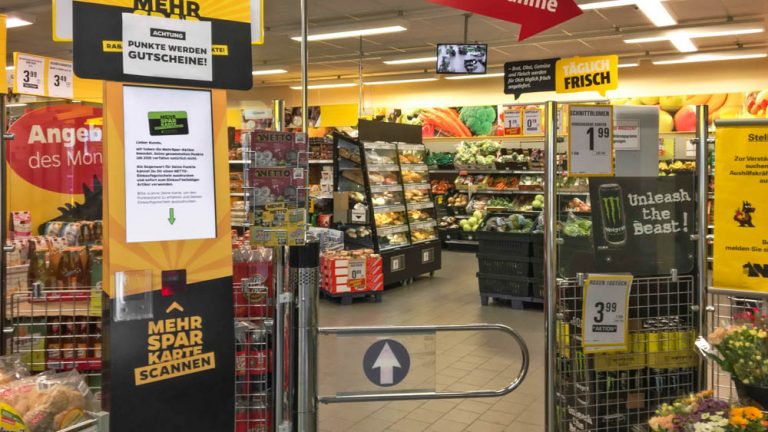 Netto (mit Hund) spart sich die „MehrSparKarte“ - Supermarktblog