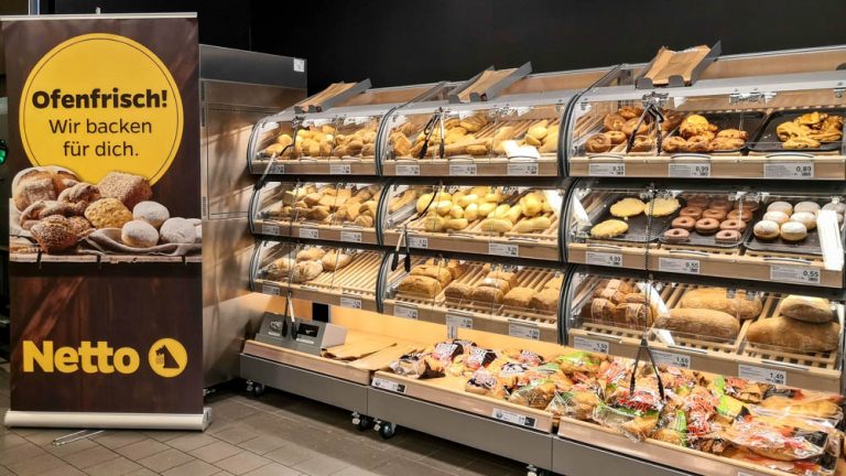 Neues Logo, neues Ladendesign: Hat Netto (mit Hund) noch genügend Biss ...