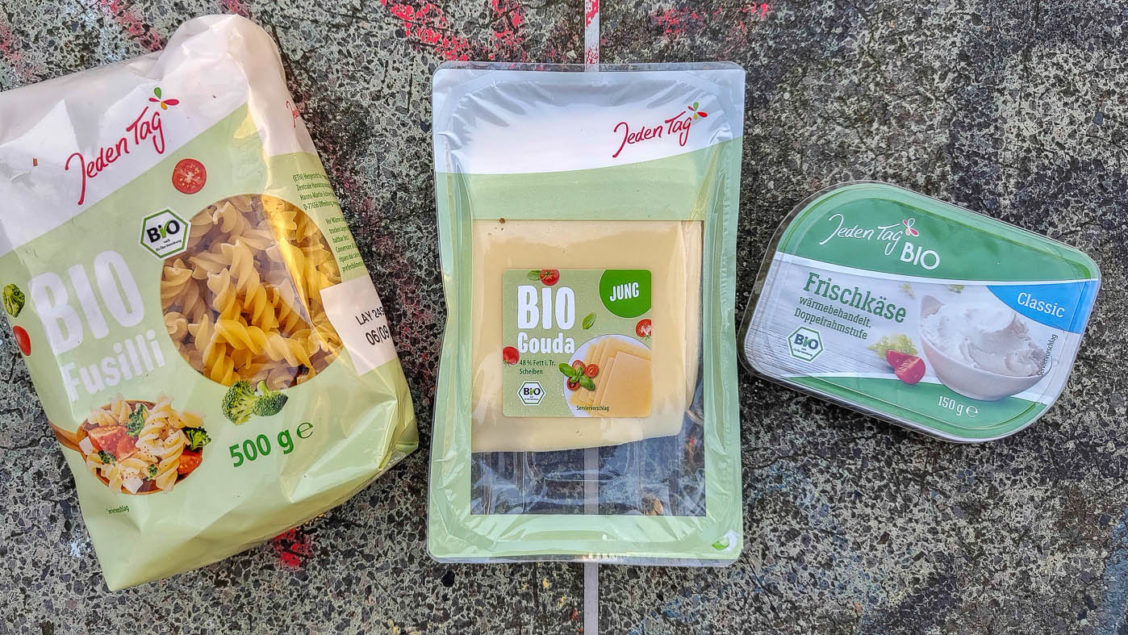 Billig-Grüße aus dem Discountmarken-Museum: Warum sich „Jeden Tag“ neu ...