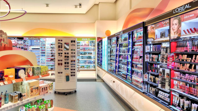 Upgrade für Kosmetik und Fototheke: So modernisiert dm sein Ladendesign ...